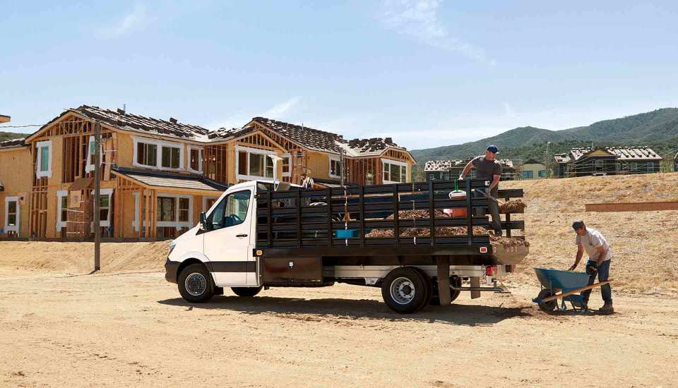 Powerfully Adaptable – The 2017 Sprinter Cab Chassis